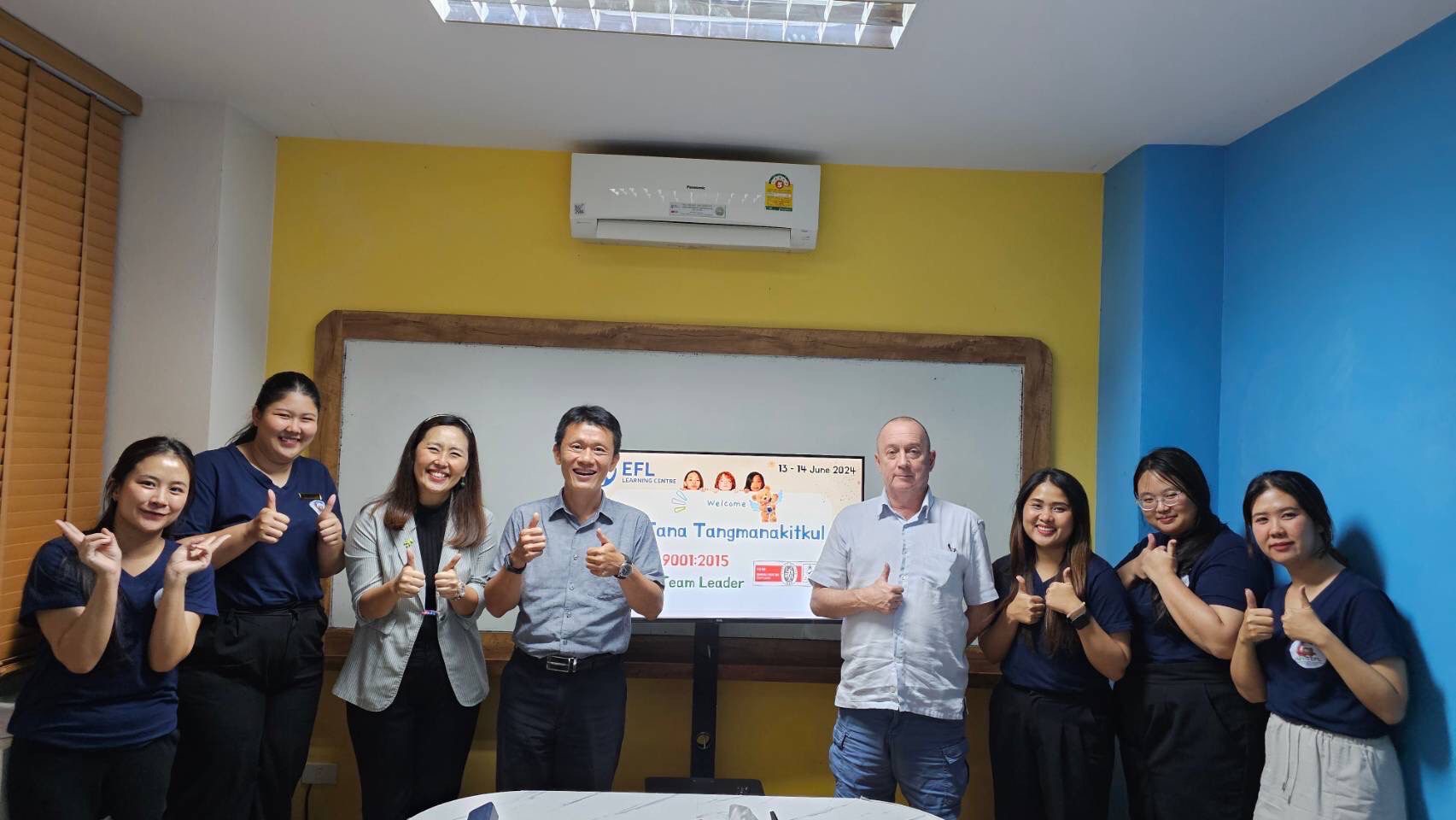 ยินดีต้อนรับ Mr. Tana Tangmanakulkit รับการประเมินมาตรฐานสากล ISO 9001 - EFL Learning Centre School